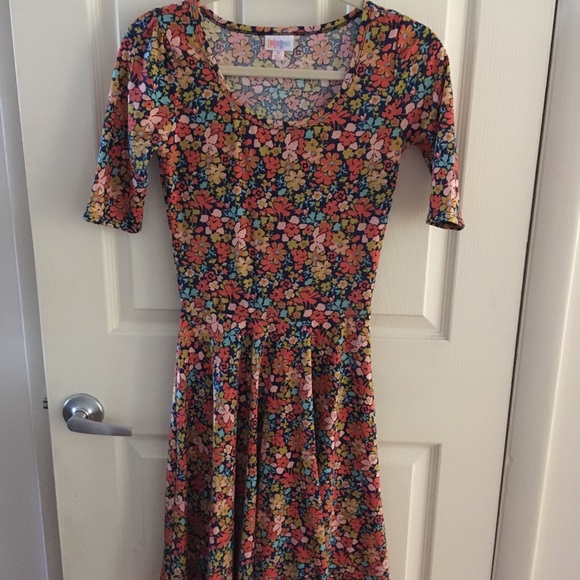LuLaRoe | Dresses | Lularoe Nicole Dress | Poshmark